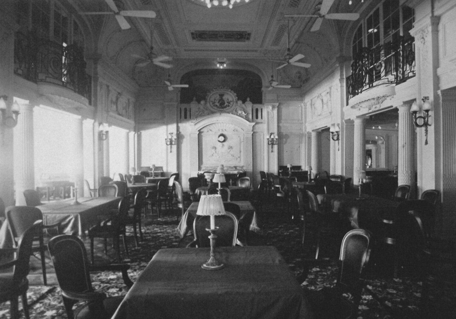 le paquebot ANDRE LEBON des Messageries Maritimes